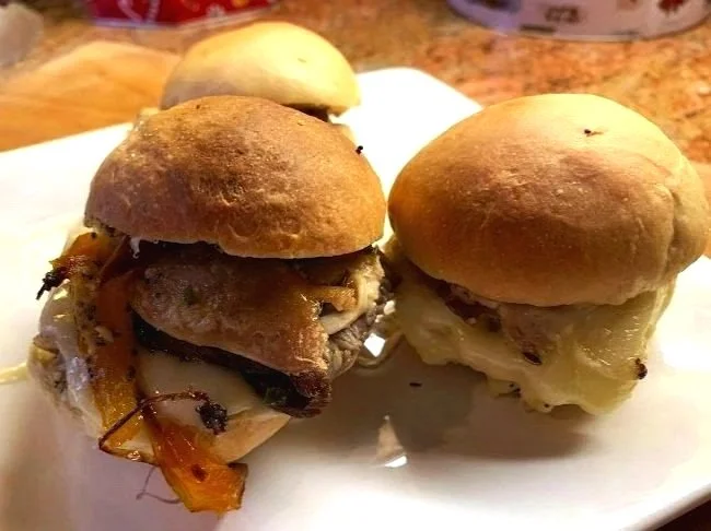 Barnyard Peppercorn Sandwiches — Persnickety Panhandler