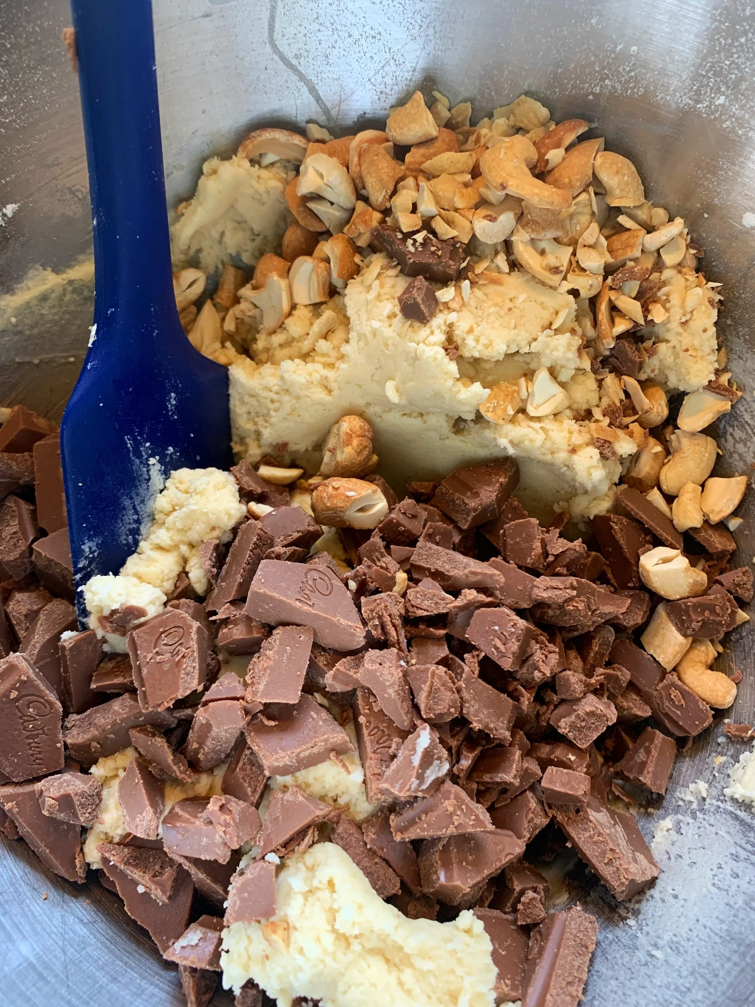 Milk Chocolate Pecan Chunk Cookies — Persnickety Panhandler