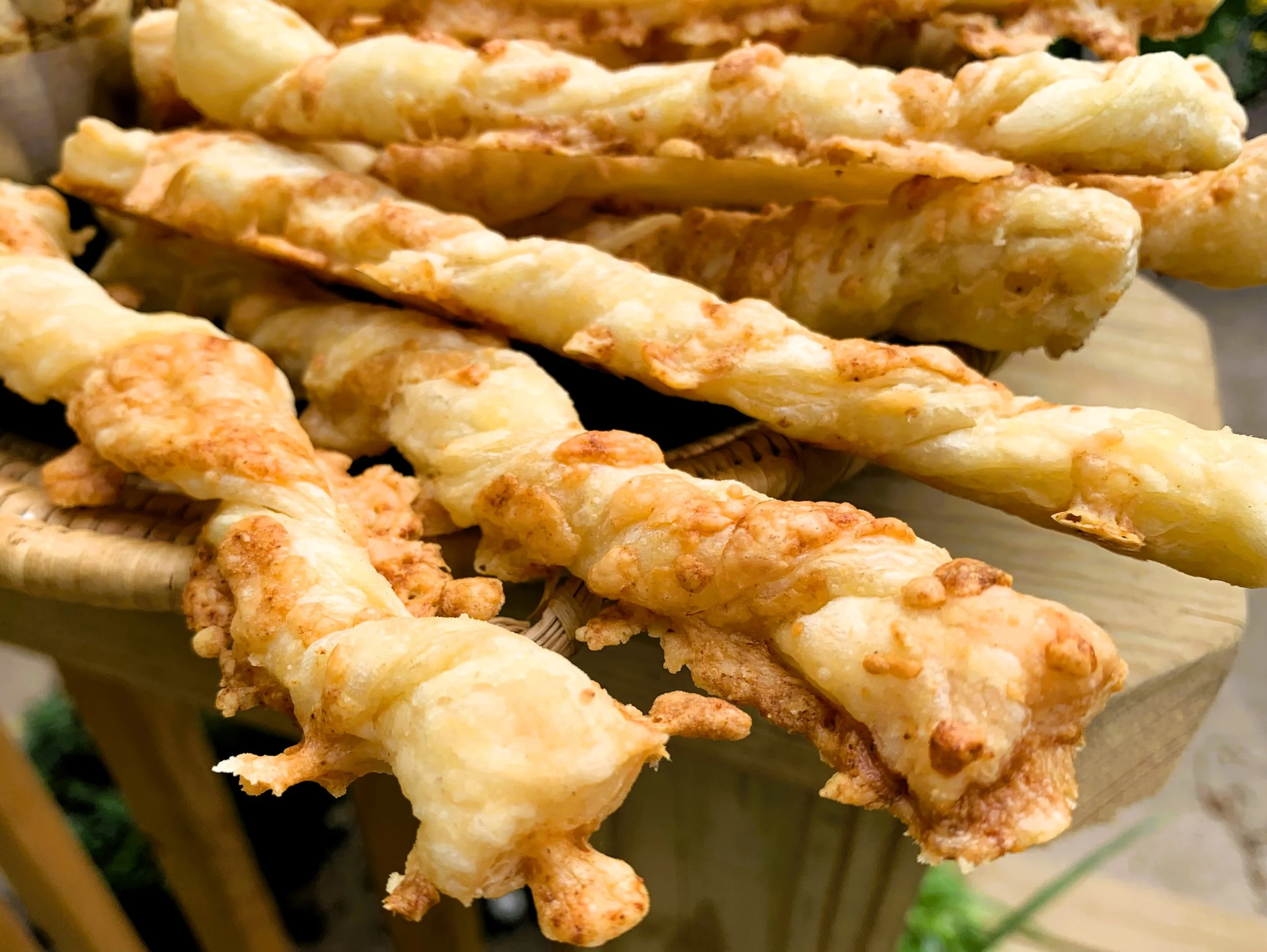 Puff Pastry Cheese Sticks — Persnickety Panhandler