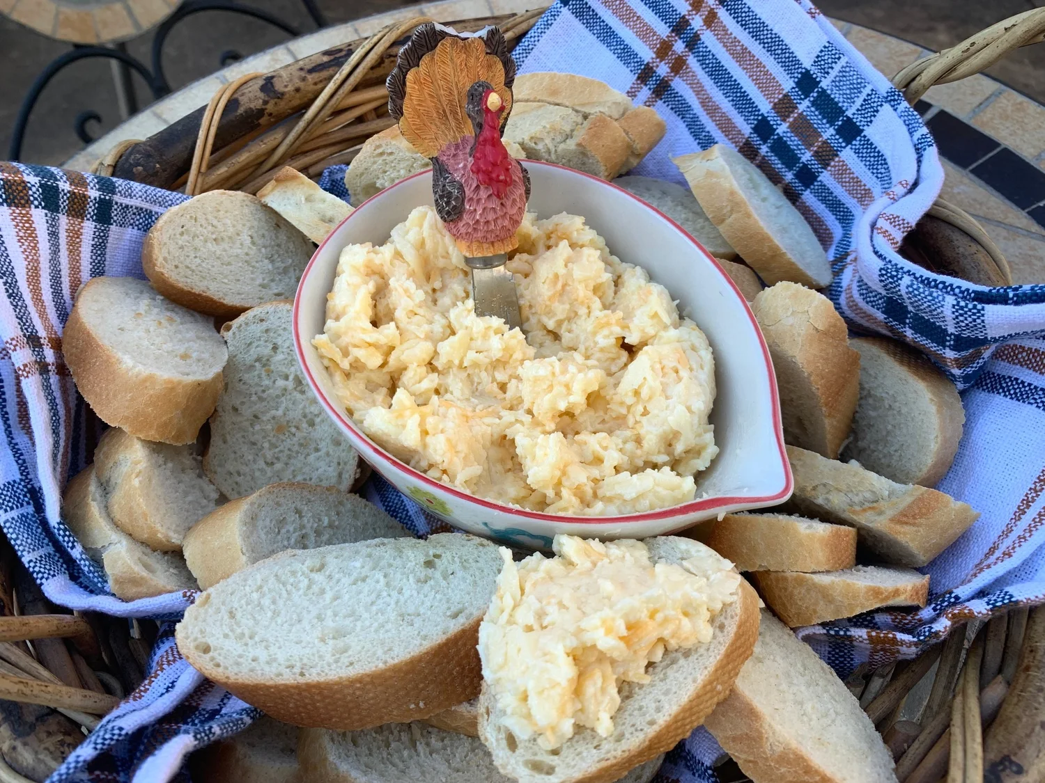 Russian Cheese Spread — Persnickety Panhandler