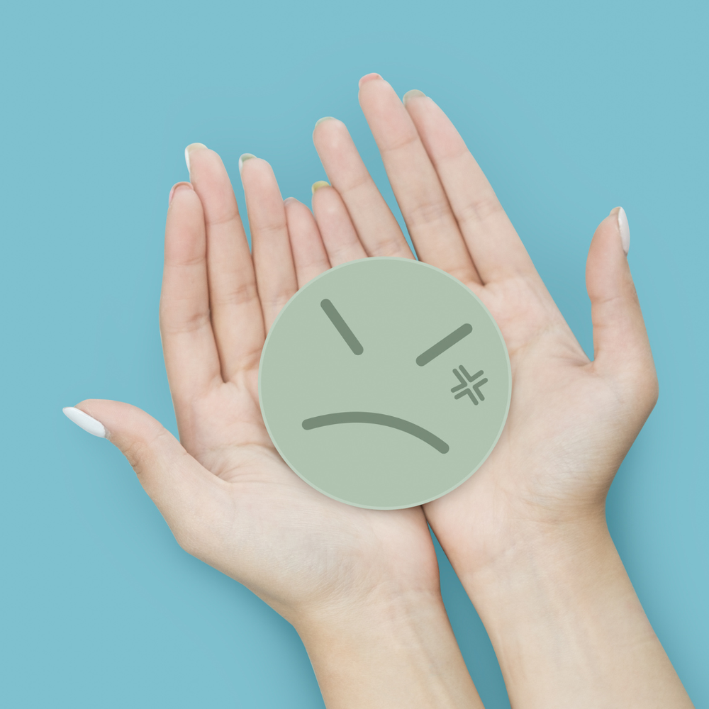 How to Respond to A Negative Review as a Wedding Pro | The Planner's Vault
