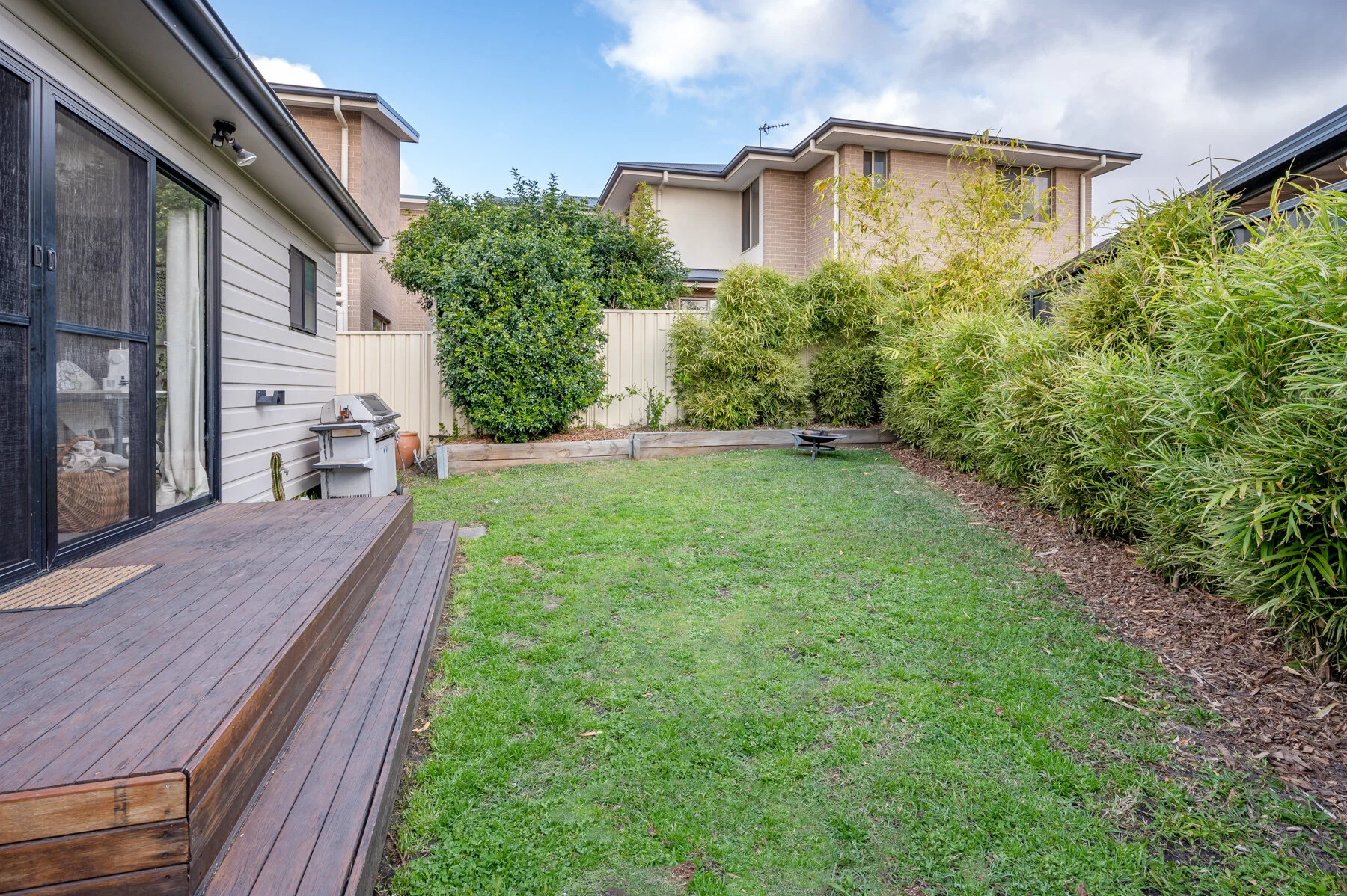 12 The Crescent. — home in the hunter