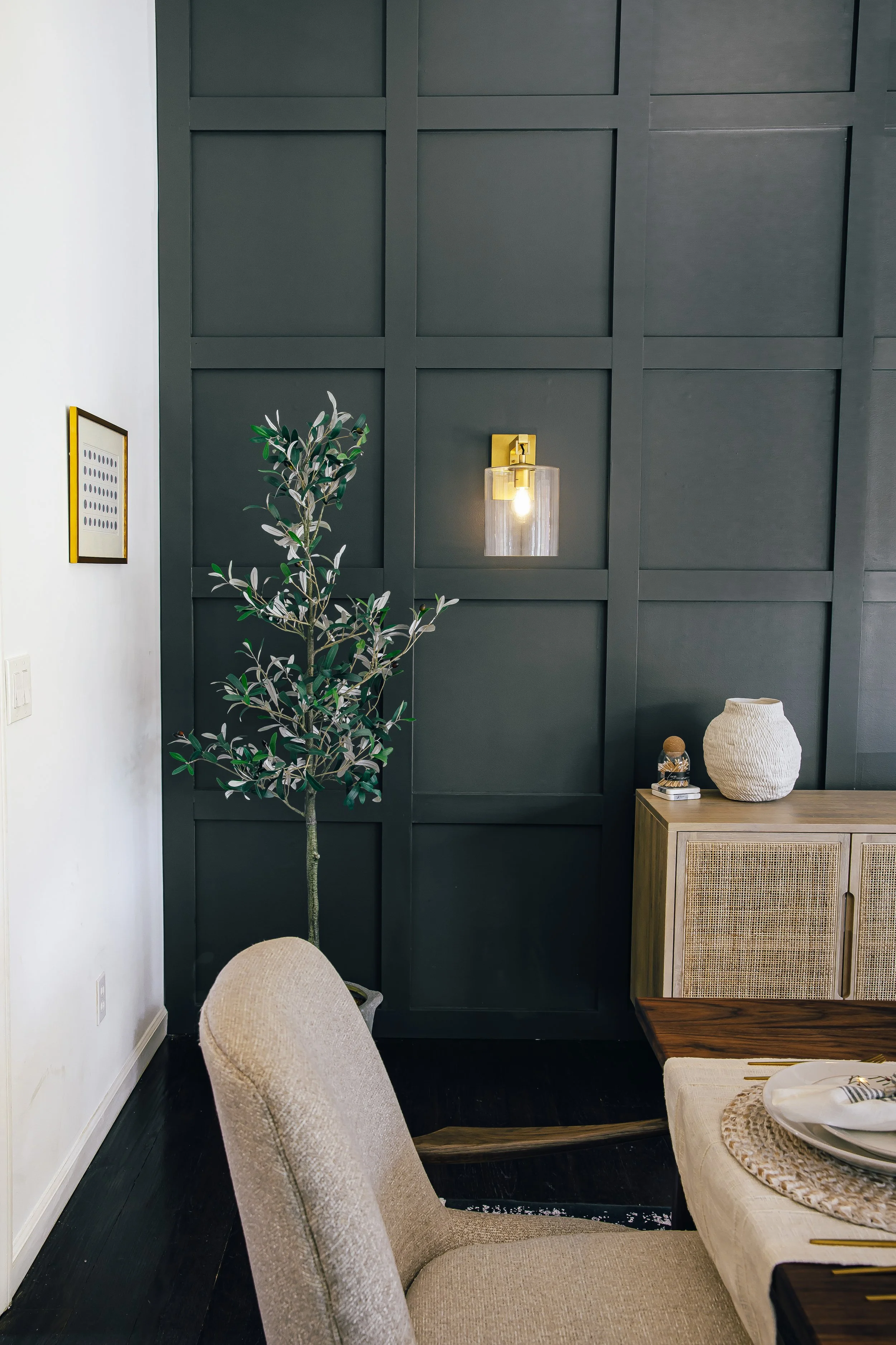 Easton "The One with the Living Room Turned Dining Room" — House of Huck