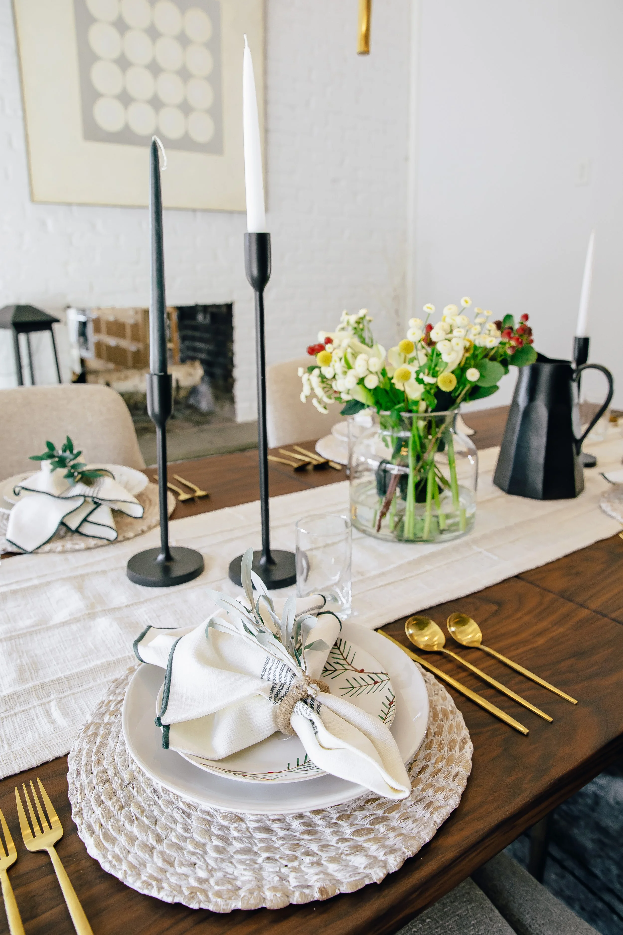 Easton "The One with the Living Room Turned Dining Room" — House of Huck