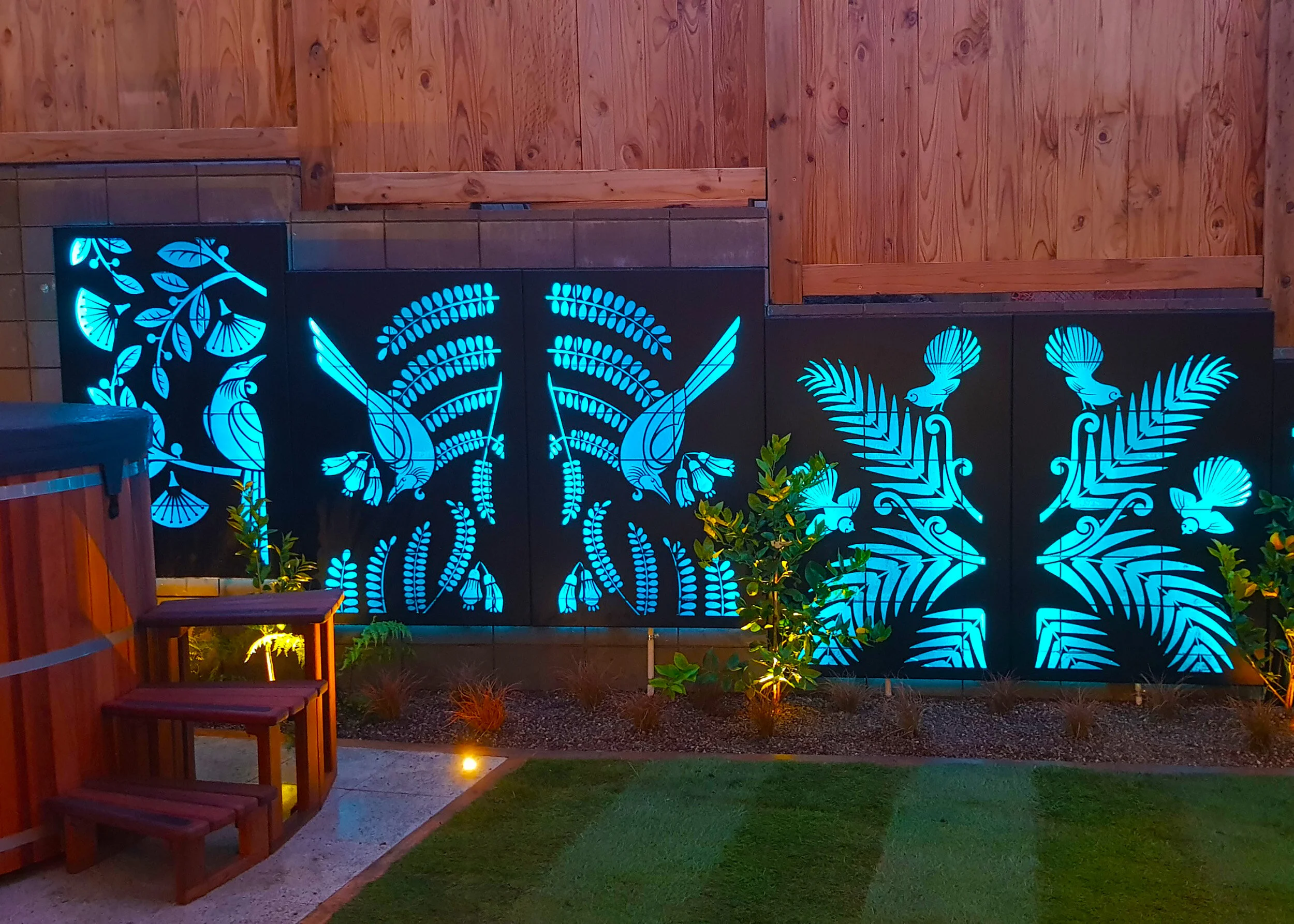 Designer Art Screens - Outdoor Garden Art Aluminum Screen Panels ...