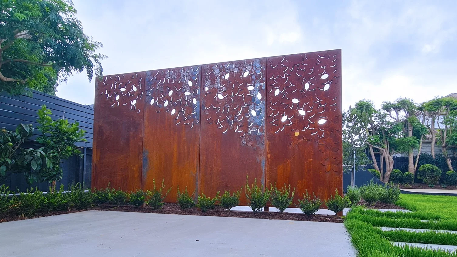 Outdoor Design Gallery — The Outside | Outdoor Design Concepts