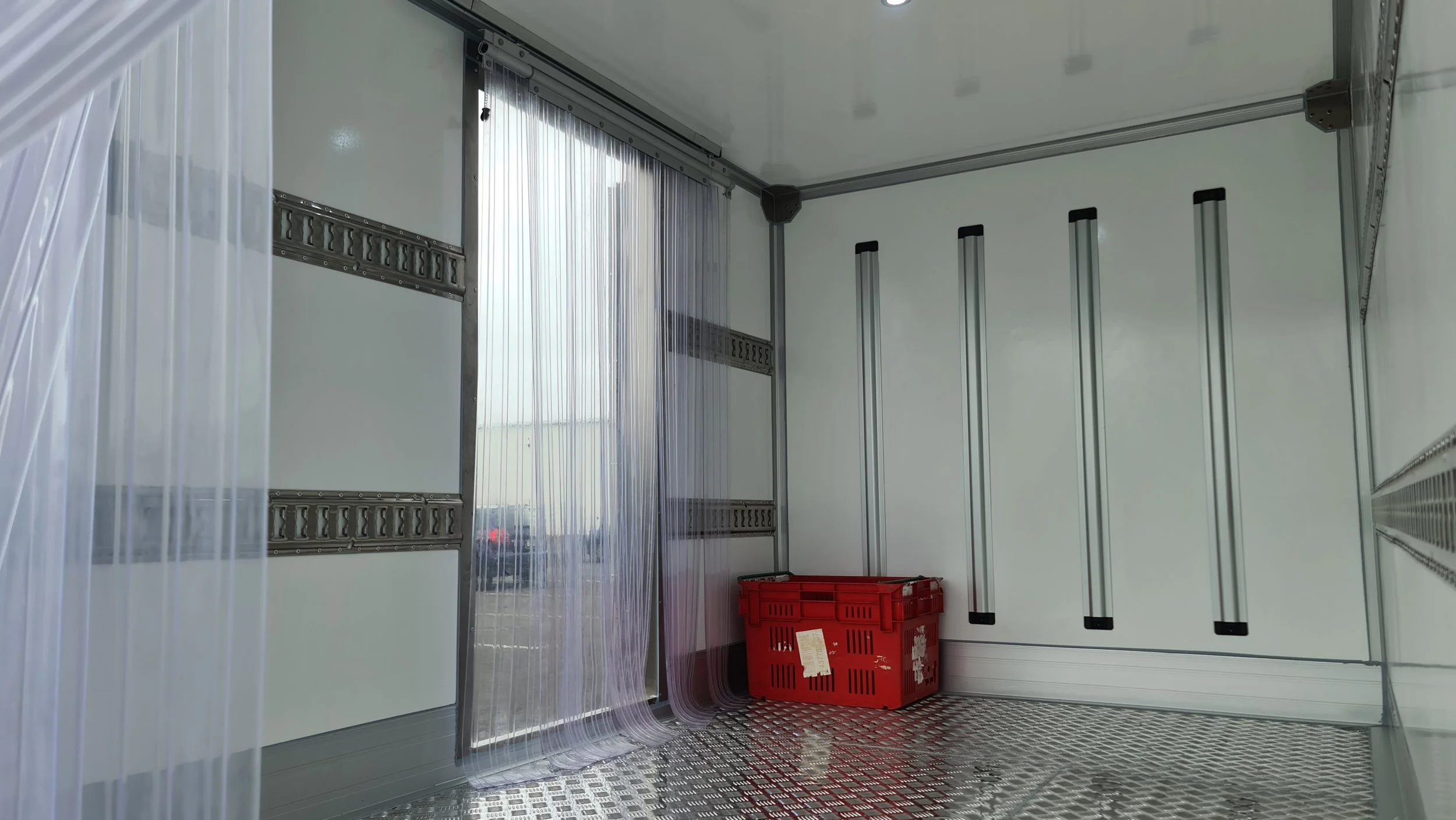 LDV MAXUS — COOL BOX NZ