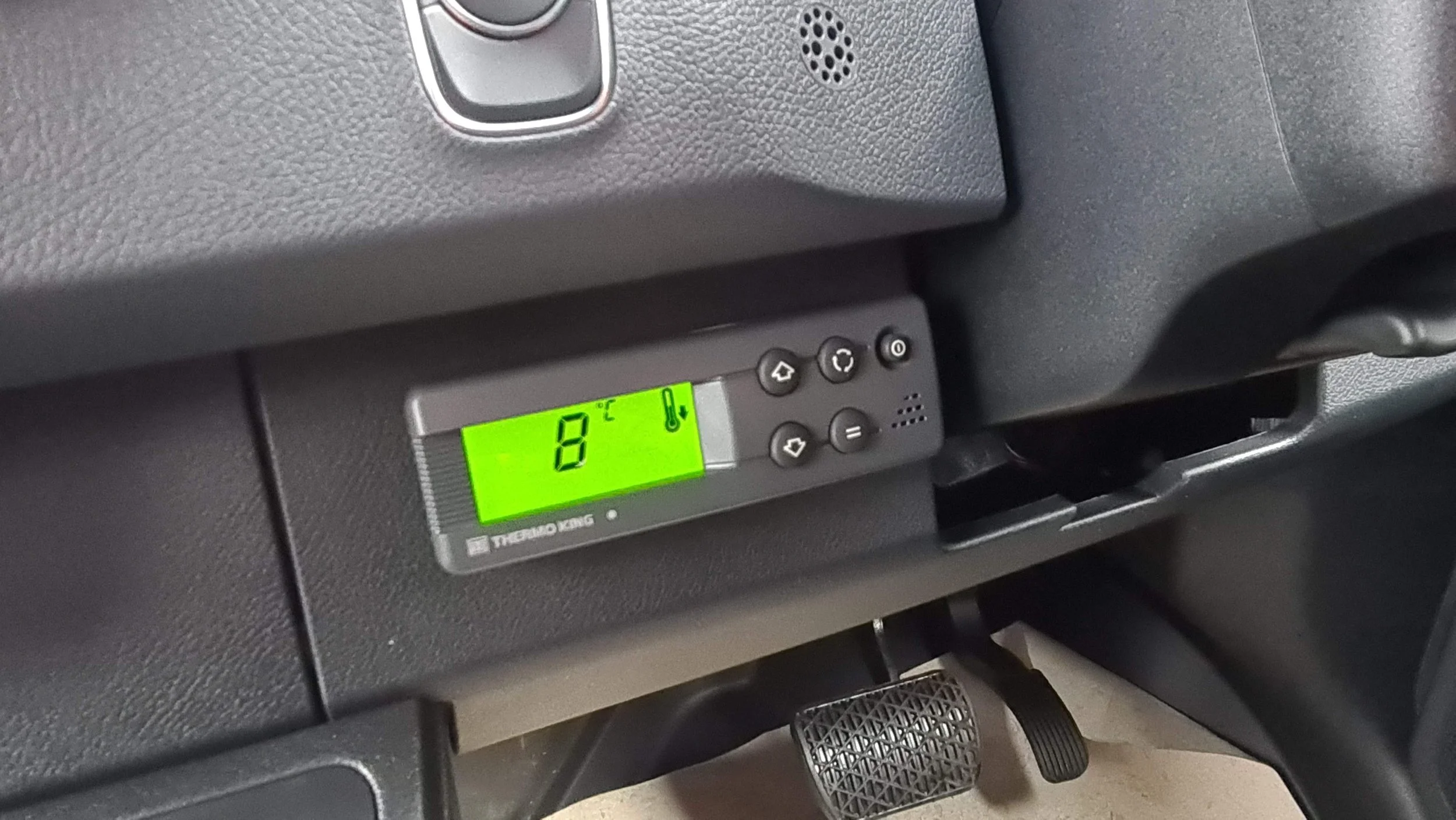 MERCEDES — COOL BOX NZ