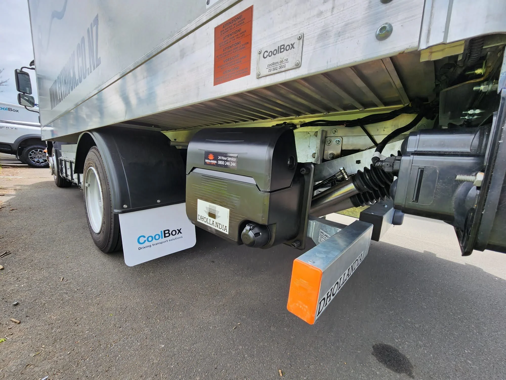 TAIL LIFT — COOL BOX NZ