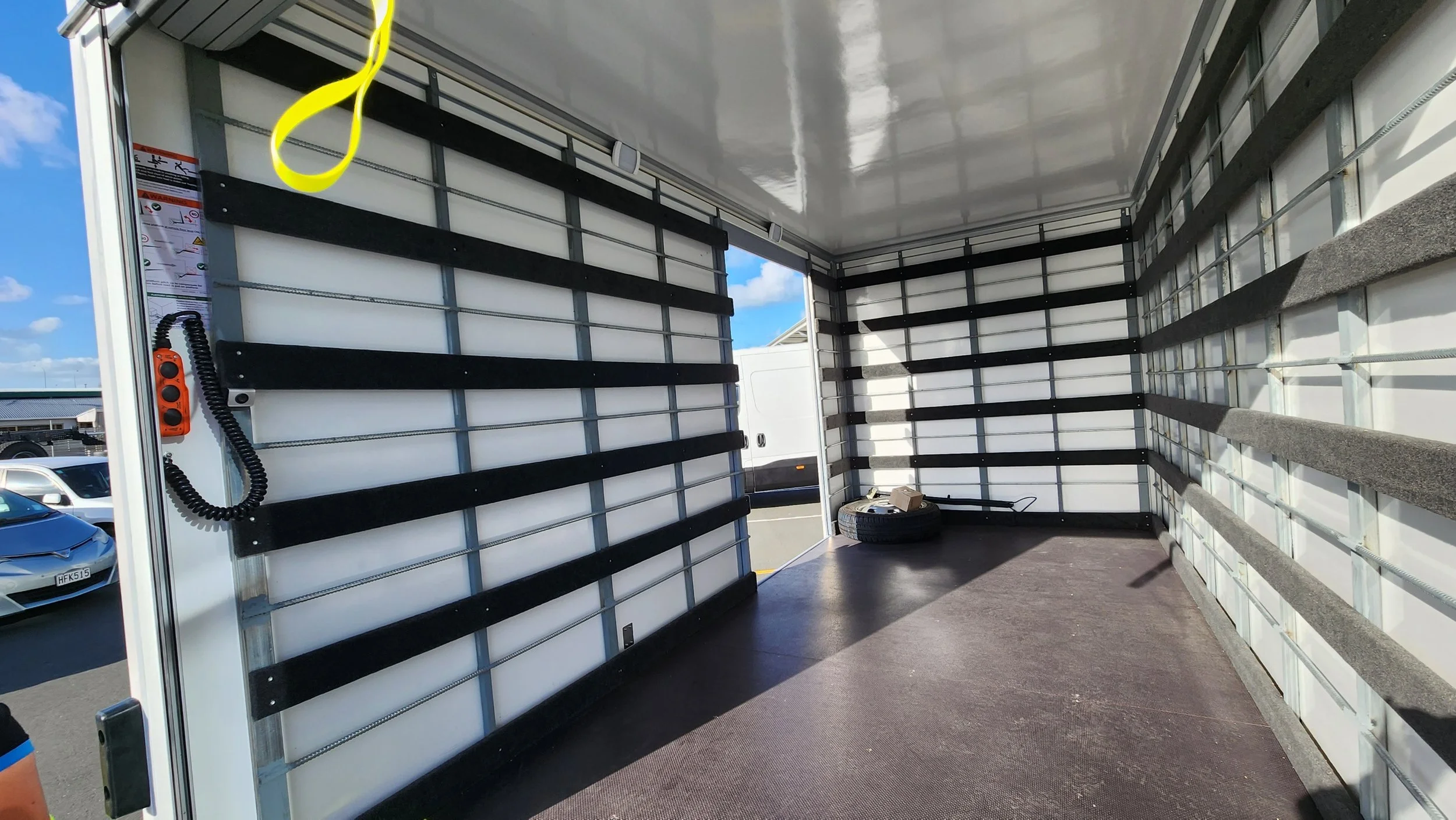 TRUCK COOL AND DRY BOX — COOL BOX NZ