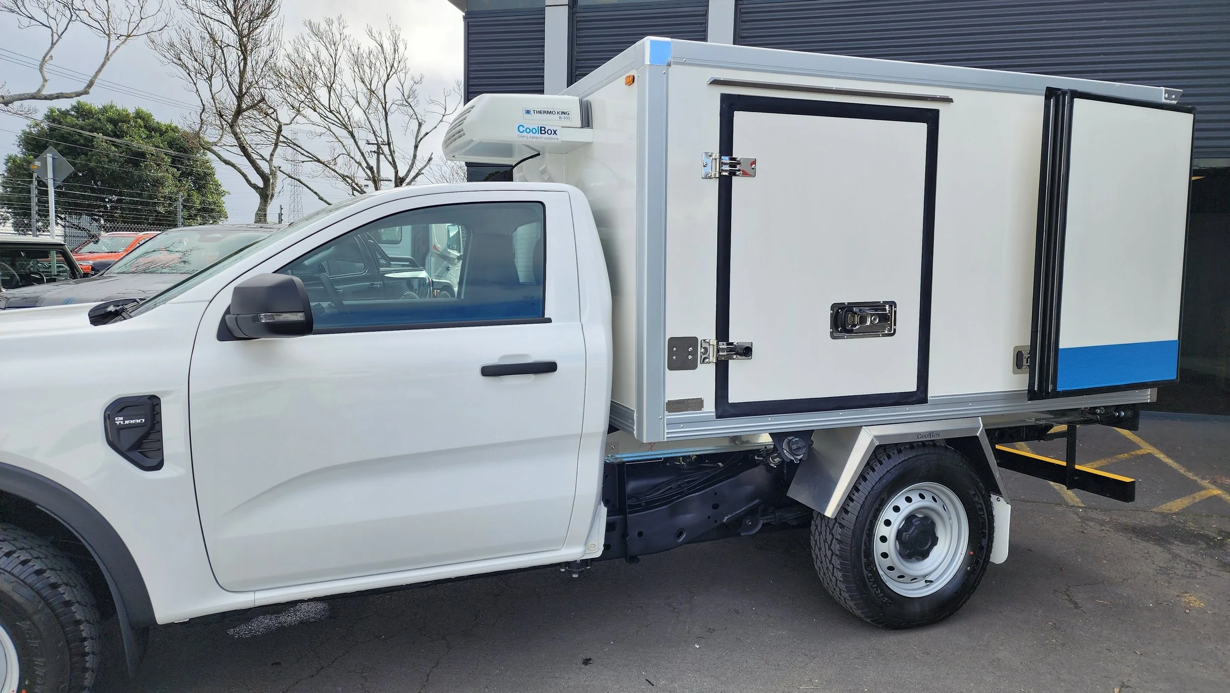 FORD — COOL BOX NZ