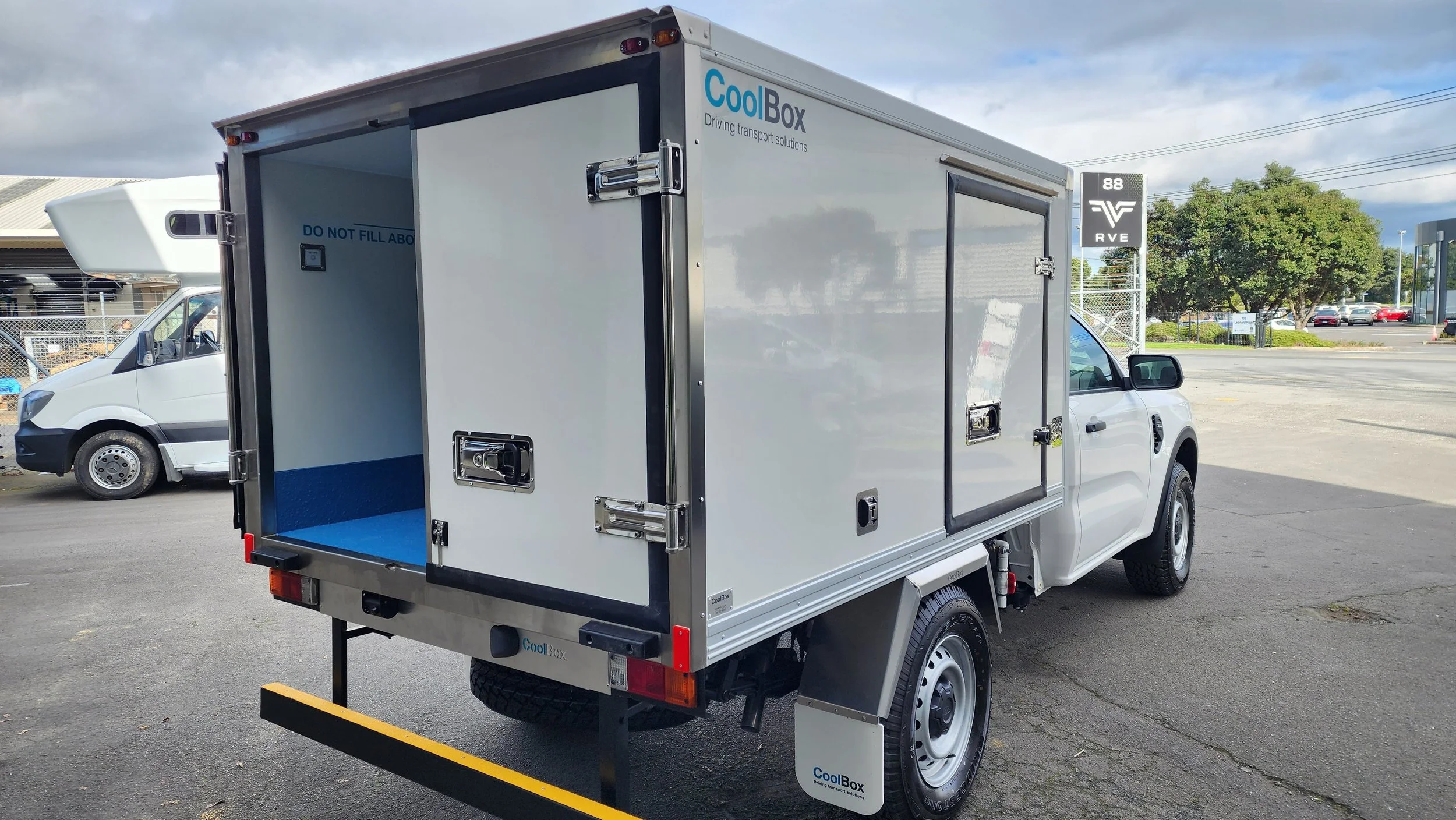FORD — COOL BOX NZ