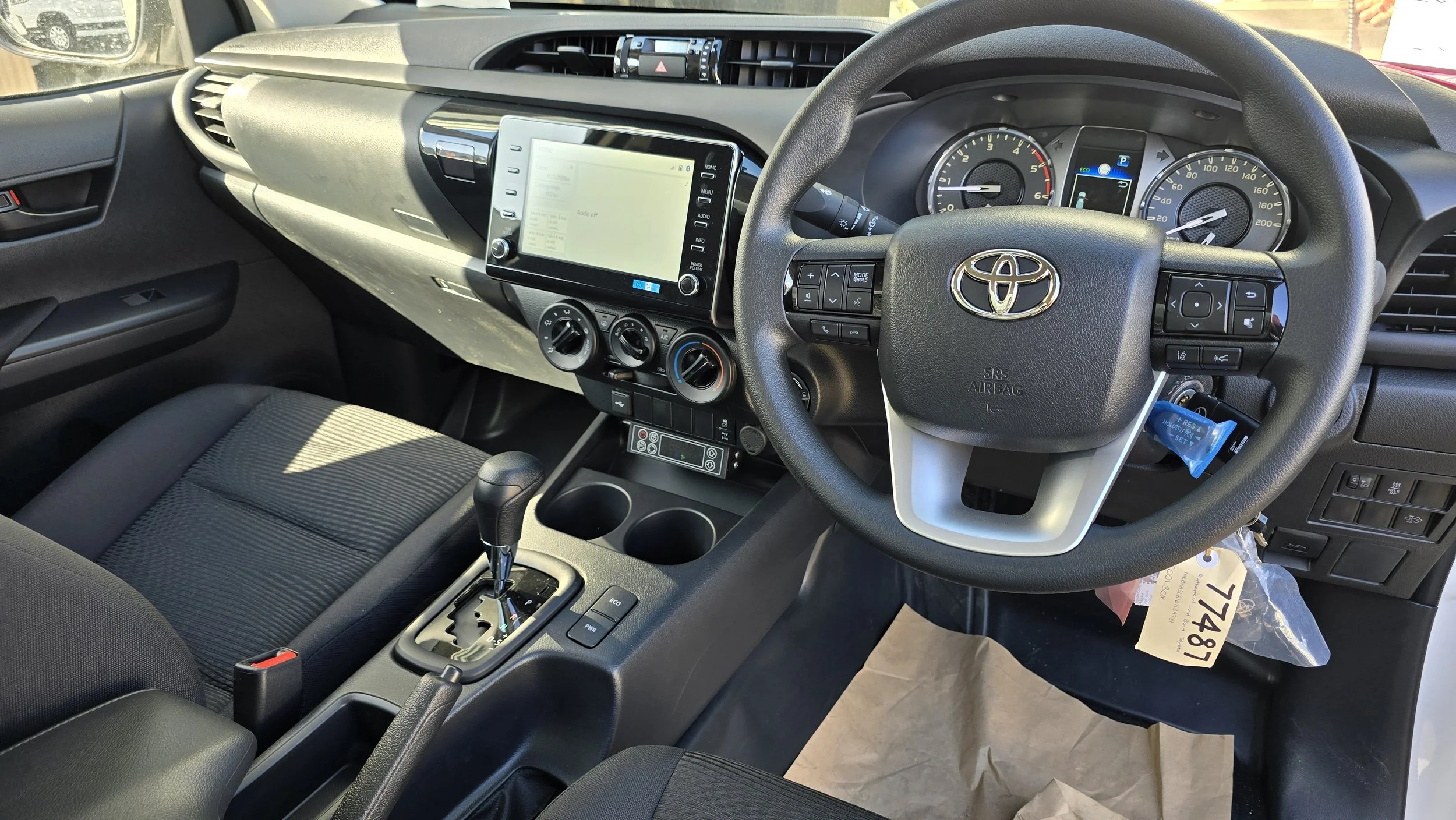 TOYOTA — COOL BOX NZ