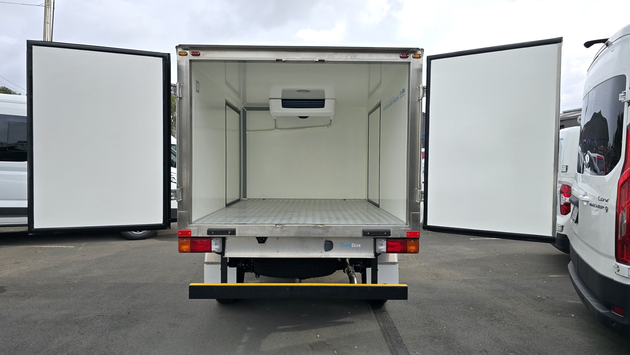 TOYOTA — COOL BOX NZ