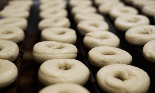 The Beigel Shop 🥯 Freshly baked beigels in Brick Lane
