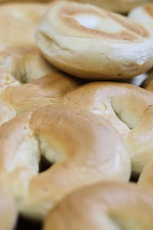The Beigel Shop 🥯 Freshly baked beigels in Brick Lane