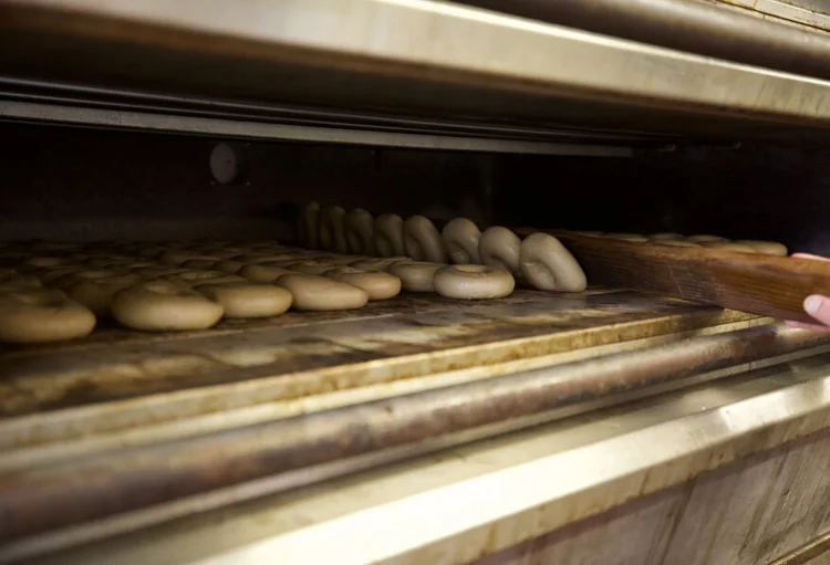 The Beigel Shop 🥯 Freshly baked beigels in Brick Lane