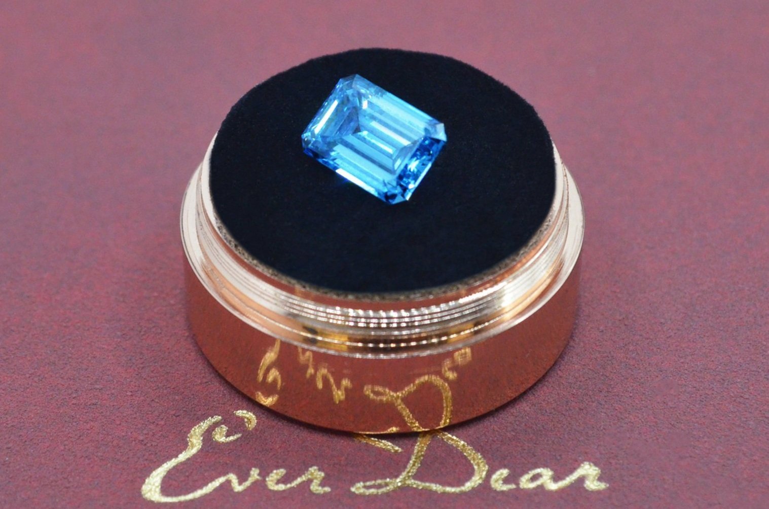 EverDear | Buy Cremation Diamond | EverDear | Cremation Diamonds from ...