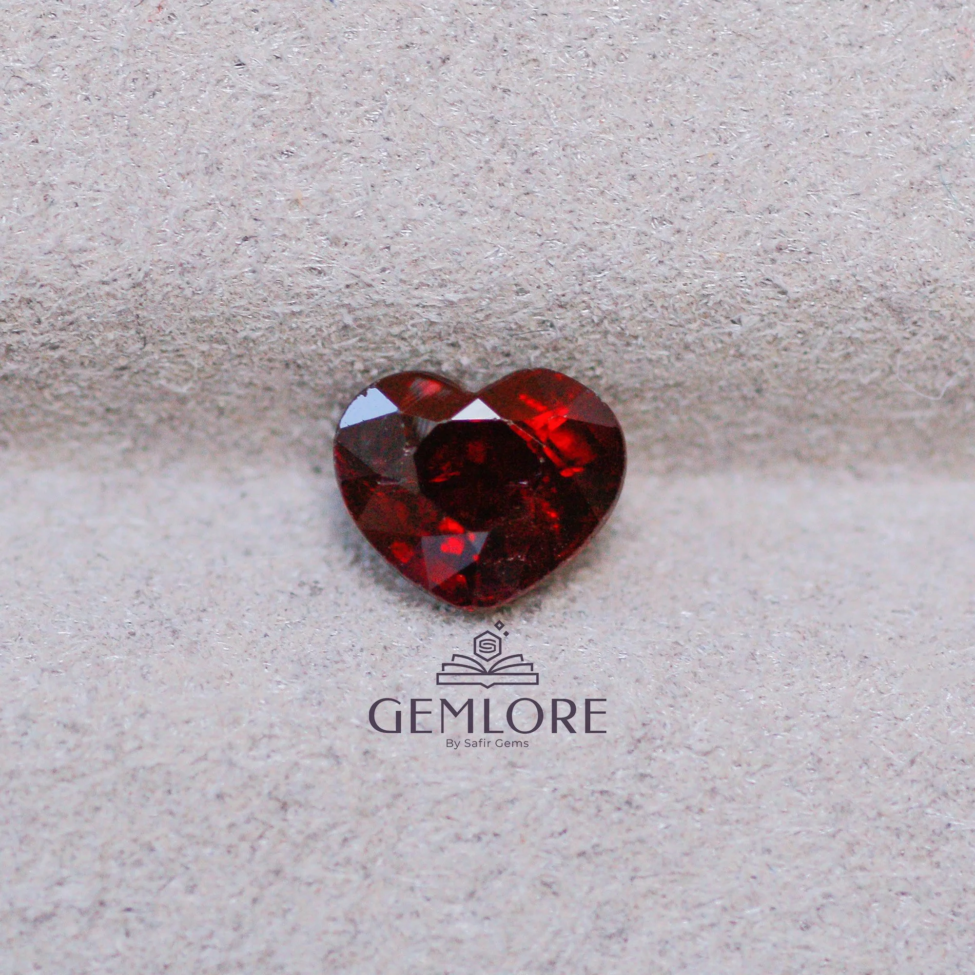 Red Ruby, Mozambique 1.05ct — Gemlore PH by Safir Gems