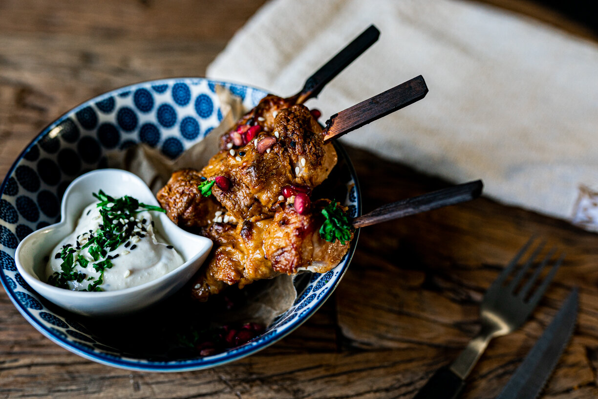 Leather & Lace Bar & Grill