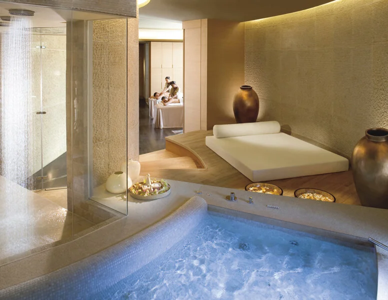 Crown Macau — Jose P Cabrera