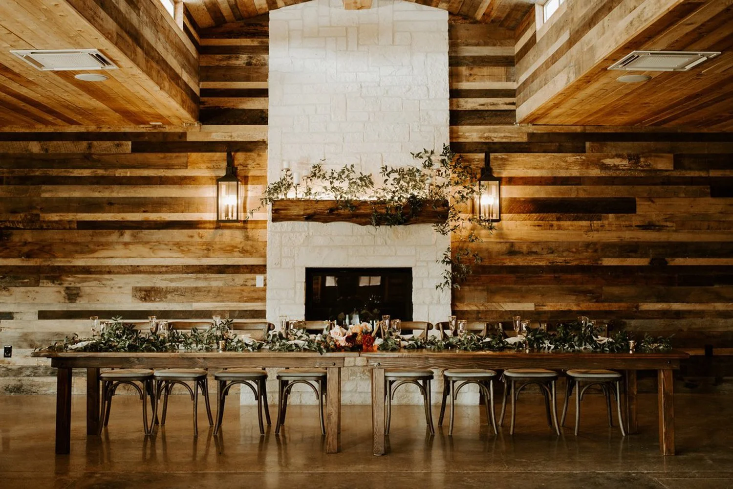 The Melissa Barn | Rustic Wedding Venue in North Texas