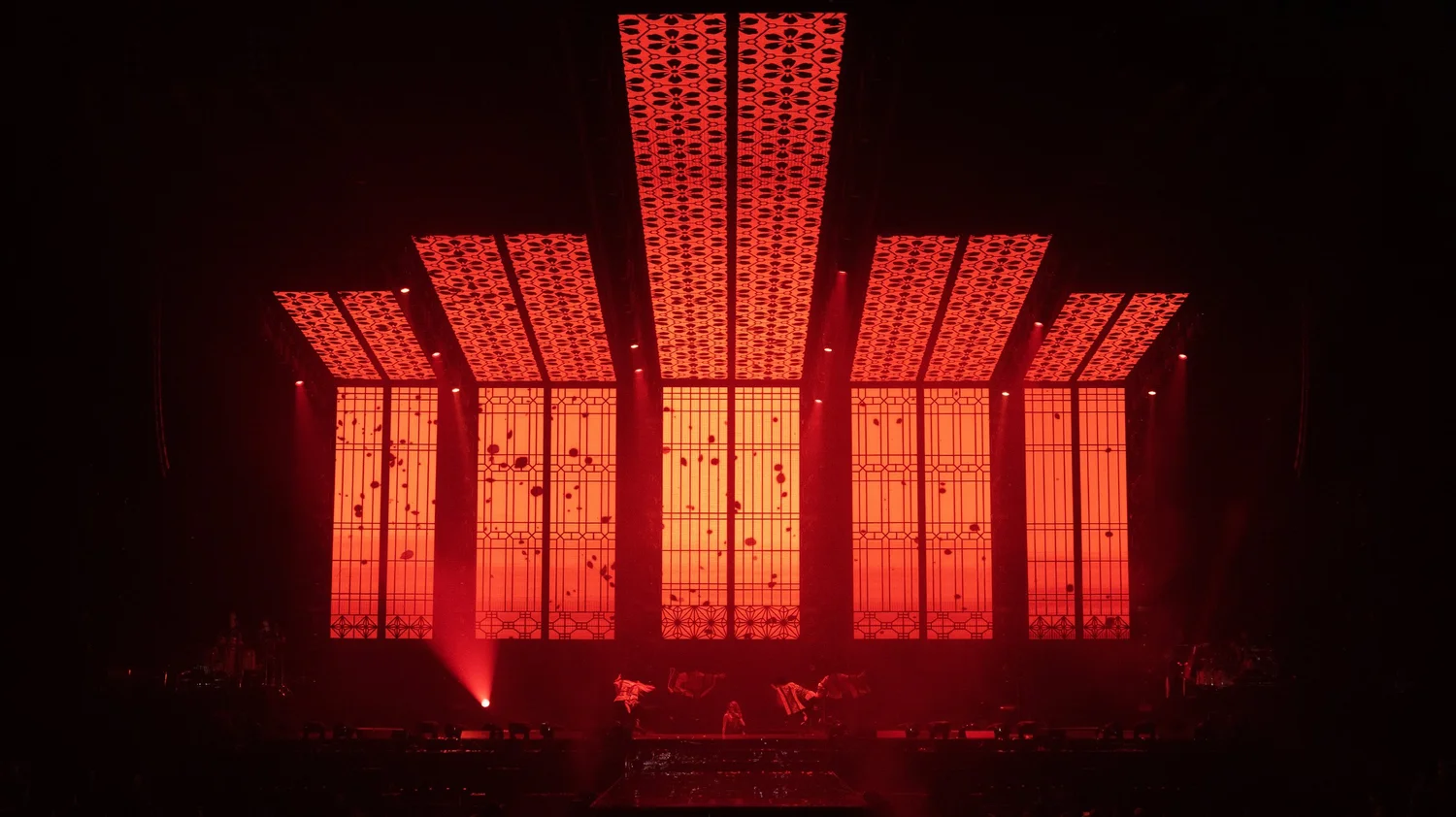 SET DESIGN BY RUBY LAW - JOEY YUNG [ETERNITY] — RULA