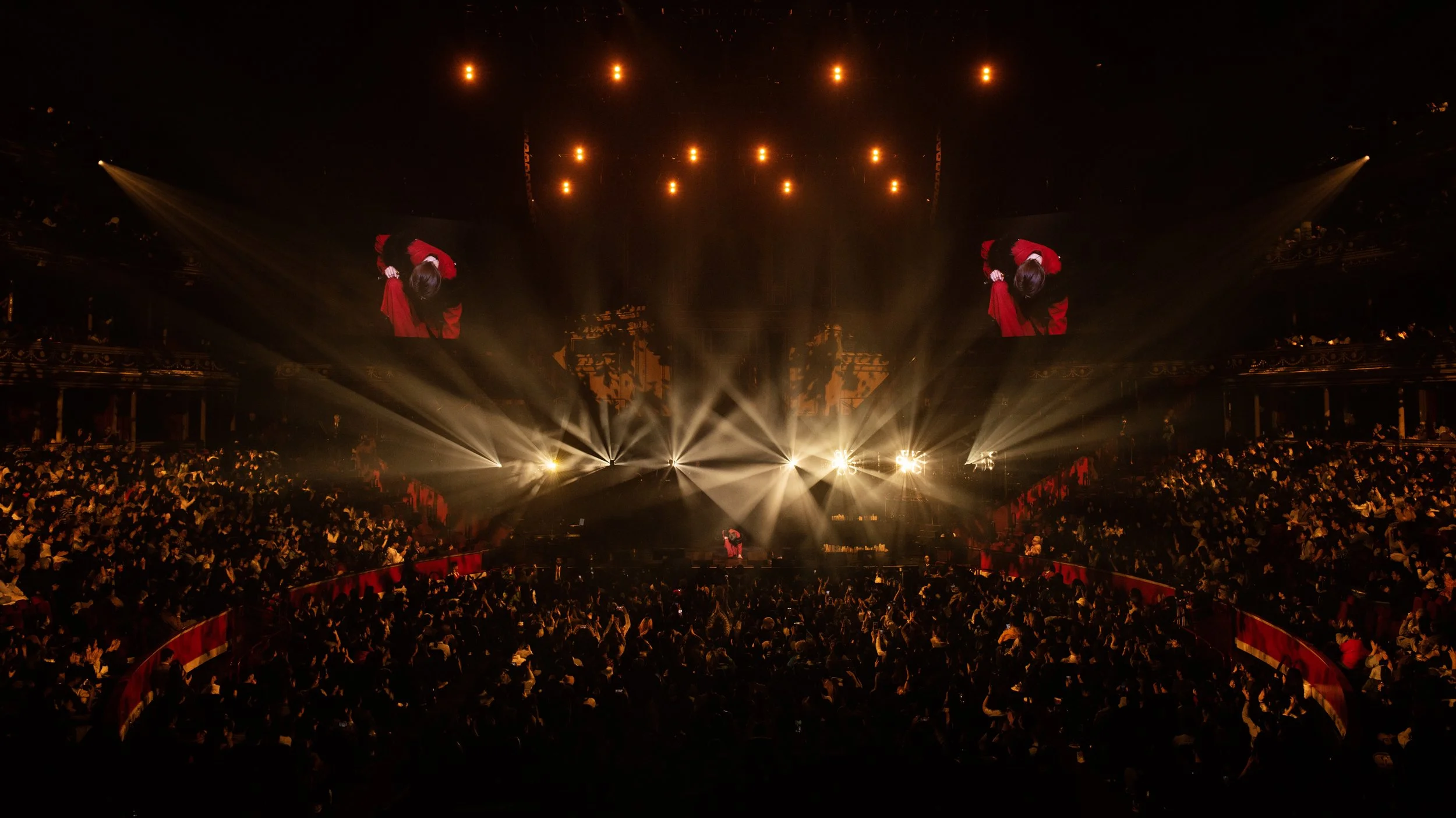 SET DESIGN BY RUBY LAW - HINS CHEUNG [ROYAL ALBERT HALL] — RULA