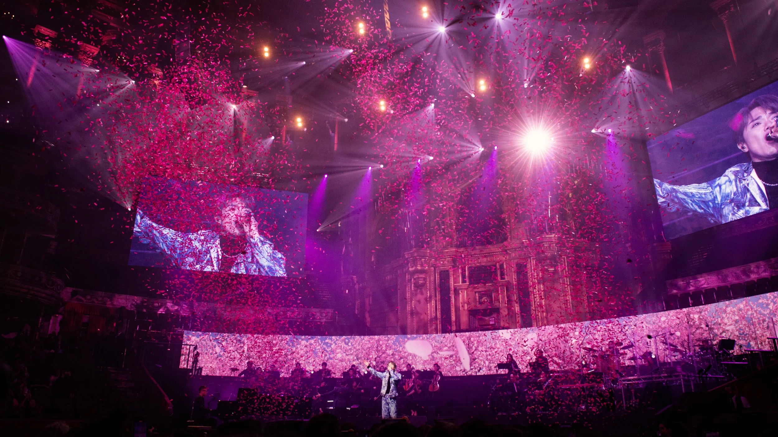 SET DESIGN BY RUBY LAW - HINS CHEUNG [ROYAL ALBERT HALL] — RULA