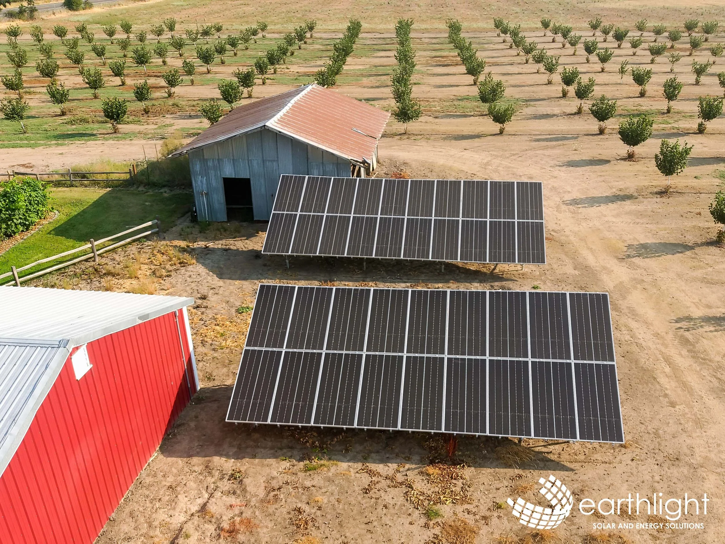 View Our Work | Silverton, OR Commercial Ground-Mounted Solar Panels