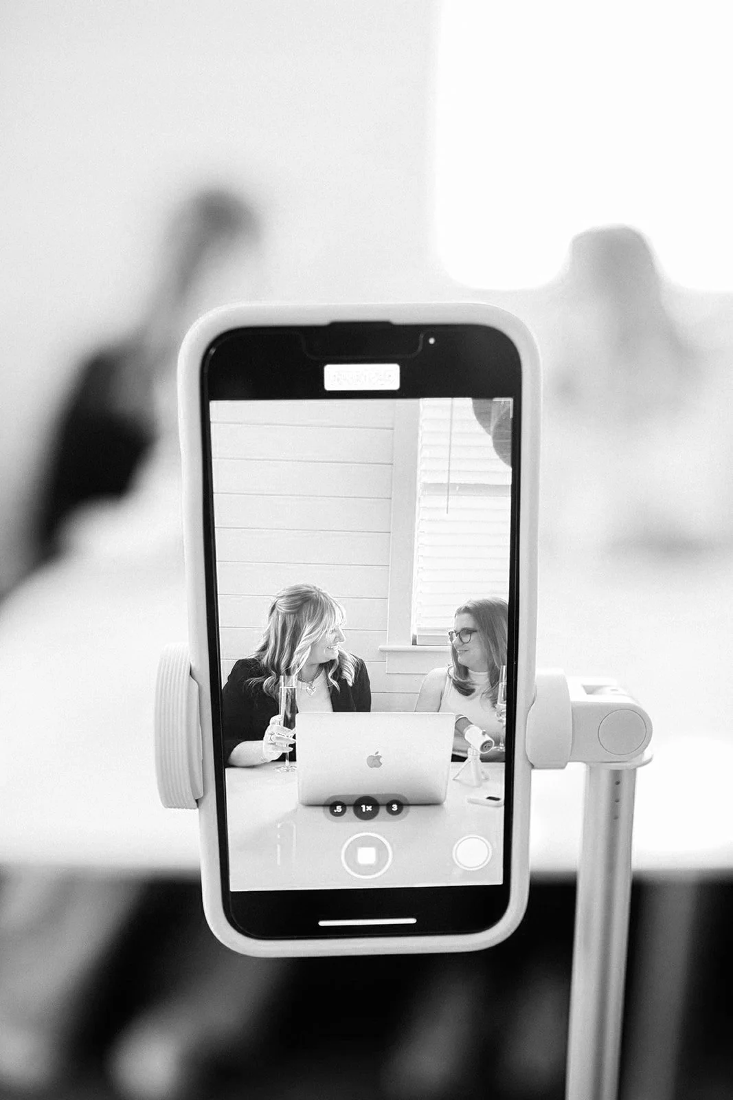 Social Savvy | Data-Driven Social Media Marketing That Converts