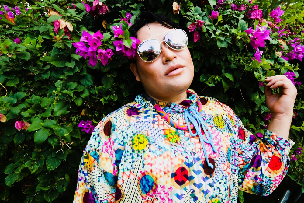 Androgyny in Belize: Interview with Artist Ronz Li — Qwear Fashion