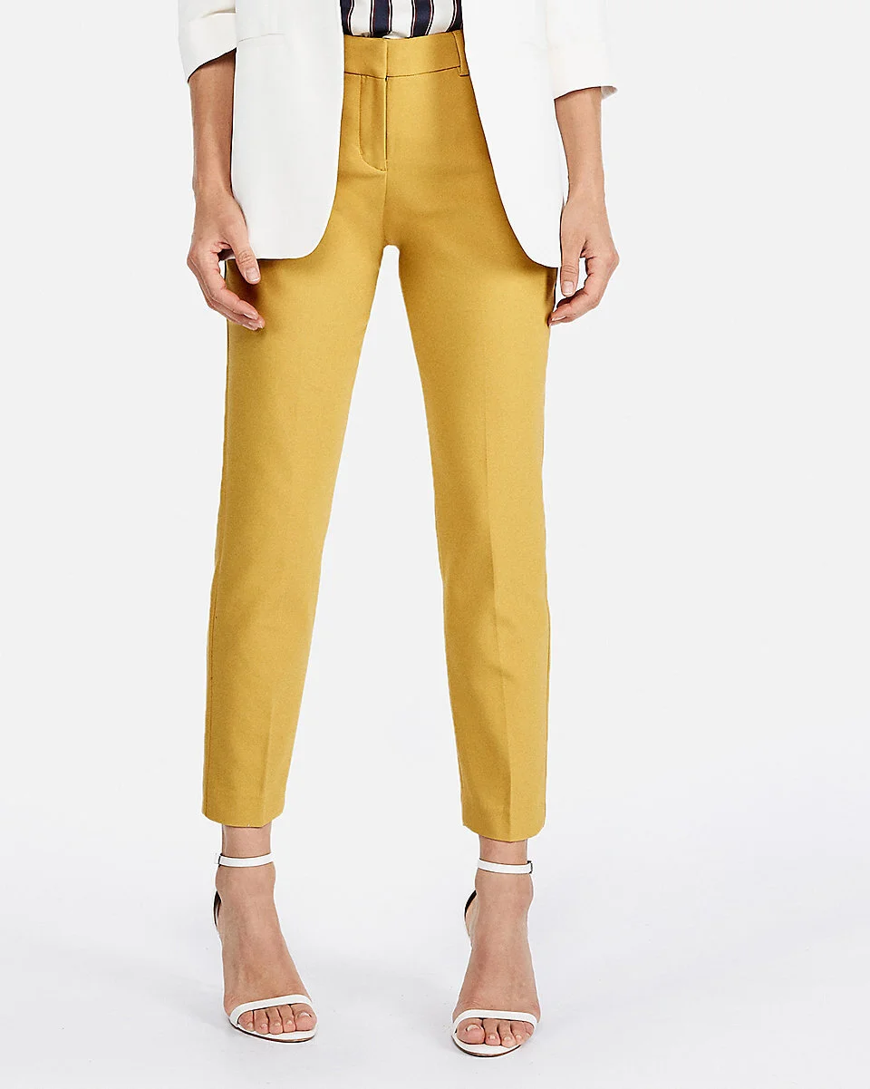 Qweary: I’m AMAB — How do I Dress Androgynous Business Casual? — Qwear ...