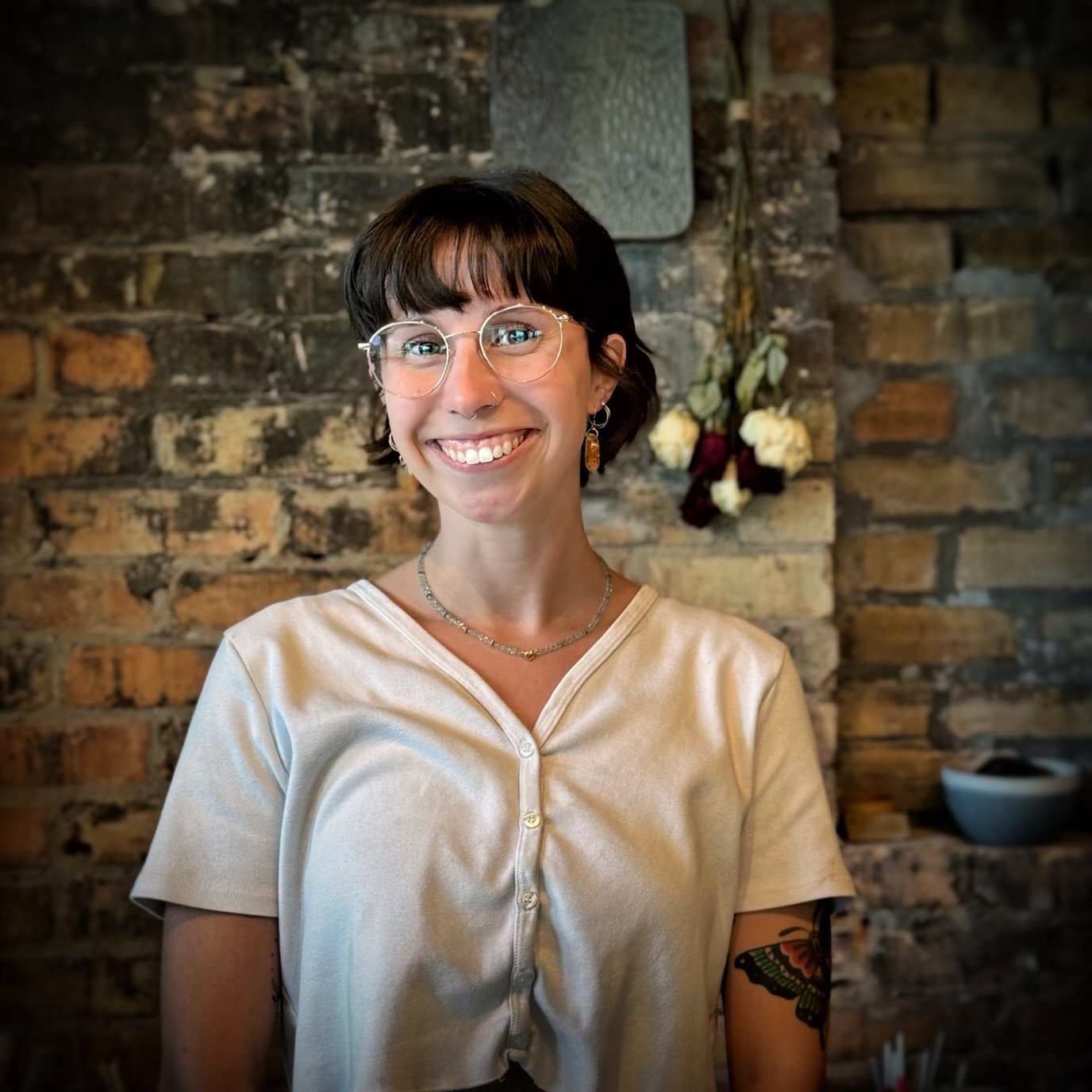 Meet us — DAME ERRANT