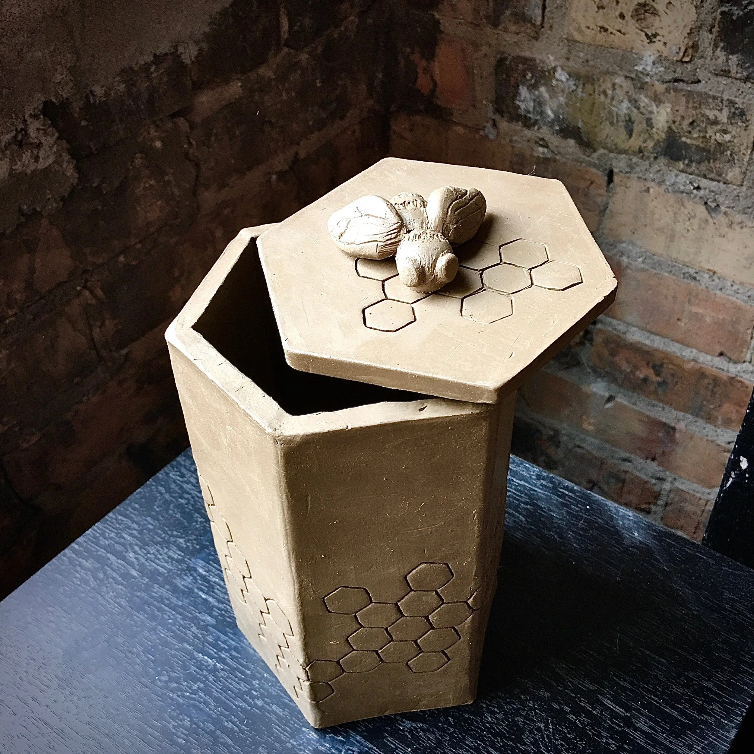 Hexagon Jar — DAME ERRANT