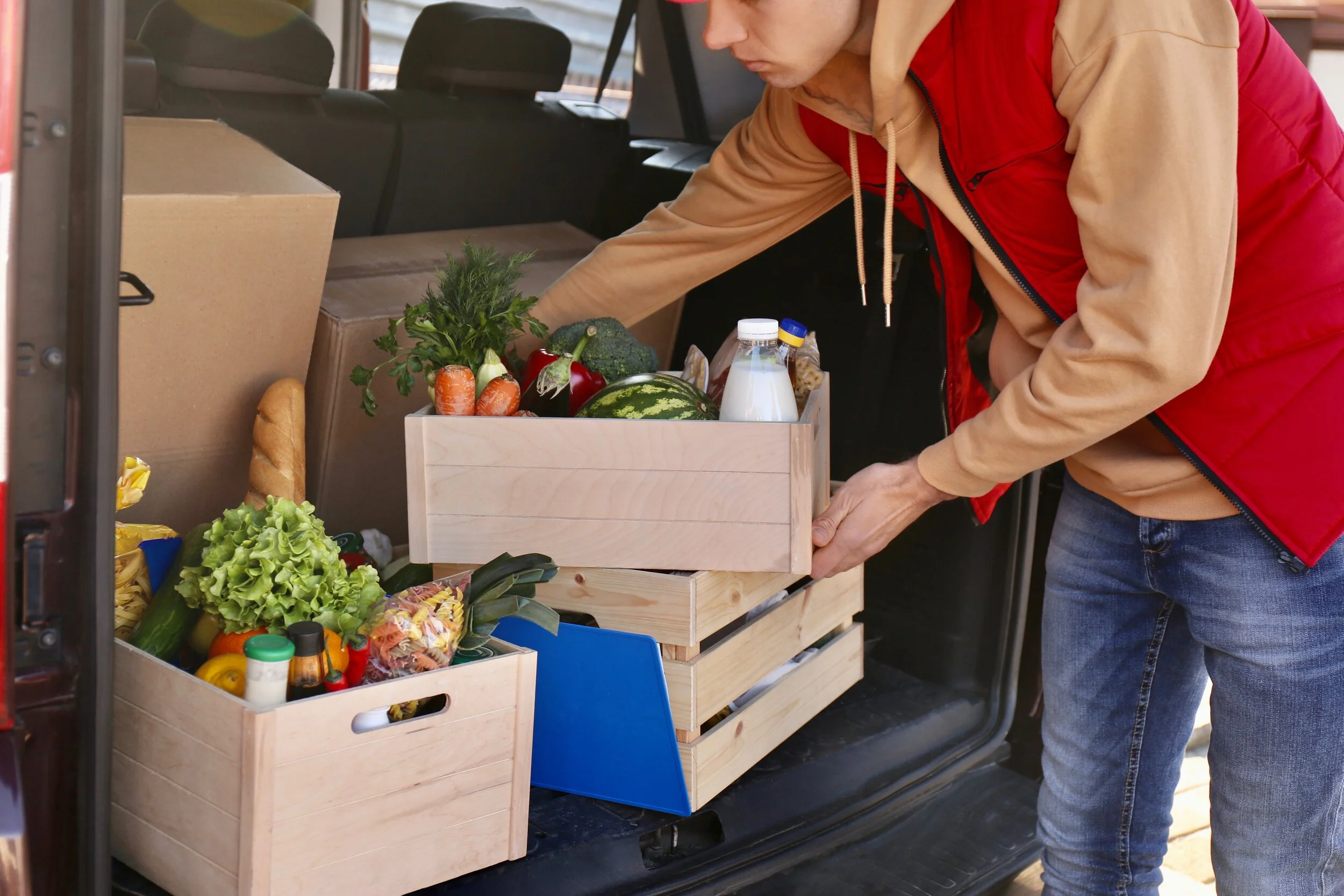 VANCOUVER FOOD RUNNERS