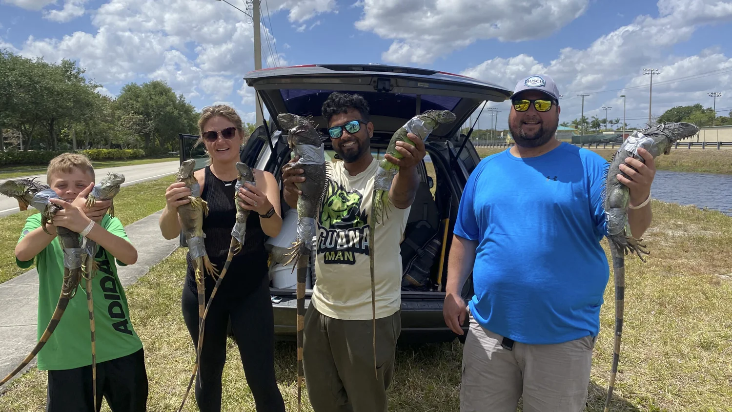 Connect with Iguana Man