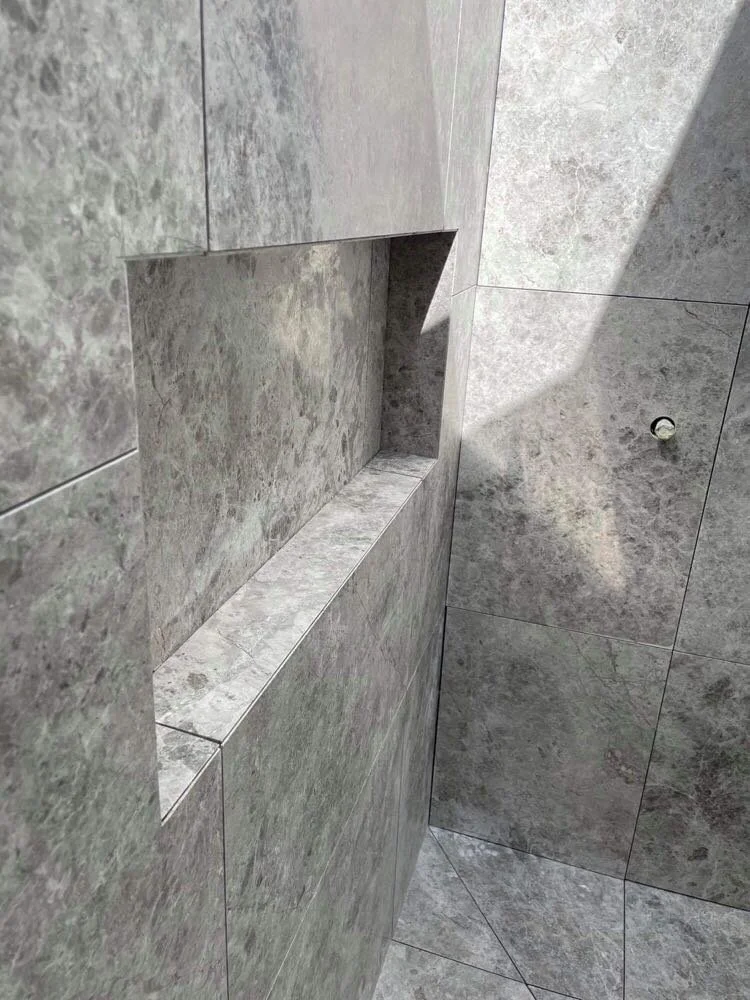 Mitred Tiling – A trend for rooms edges and corners — Local Tilers ...