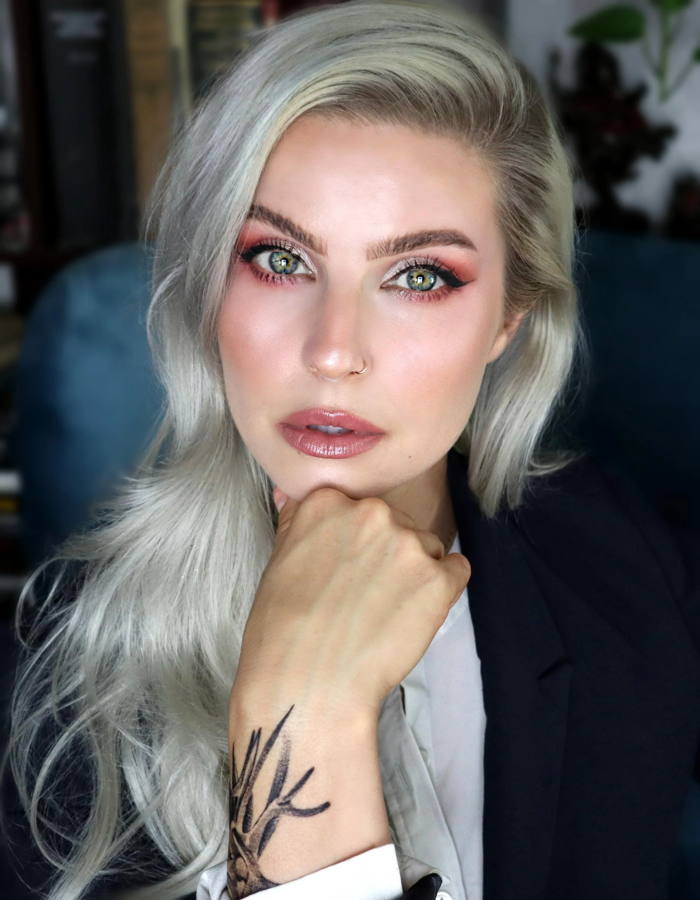 Contact — Leah Elson