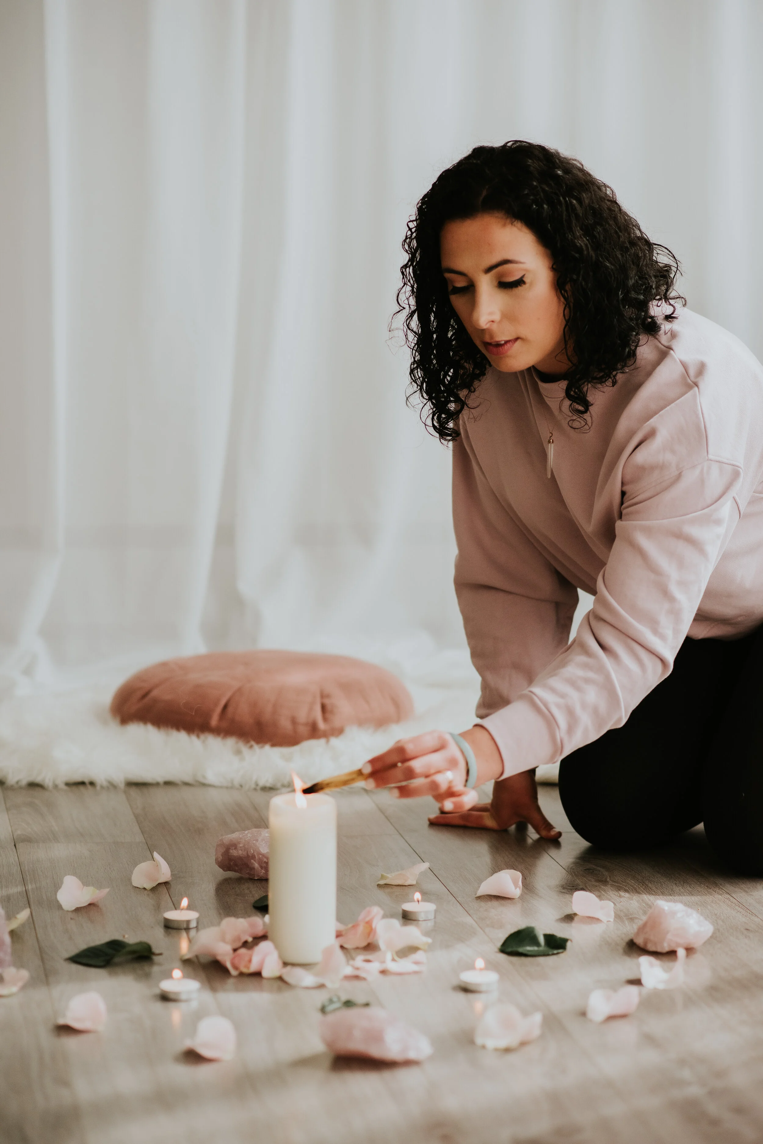 About — Kailee Smith - Elevated Feminine Healing