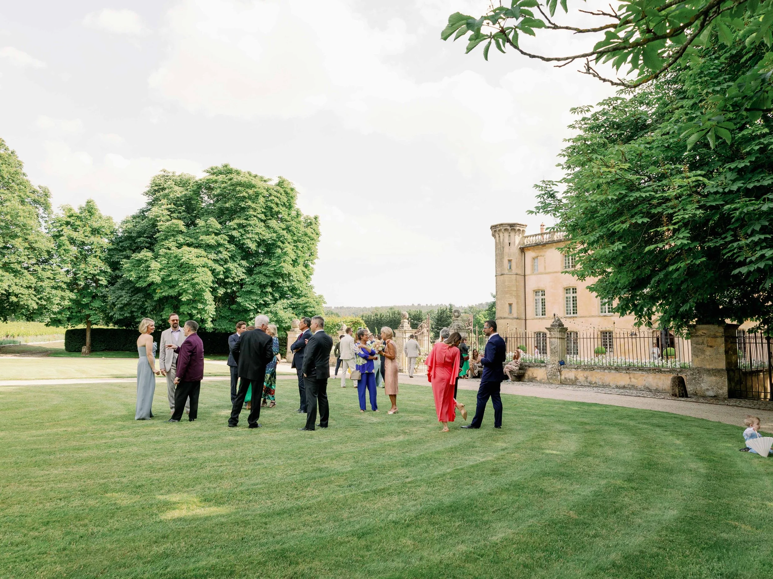 CHELSEA & GREG VILLA BAULIEU — MAYA MARÉCHAL