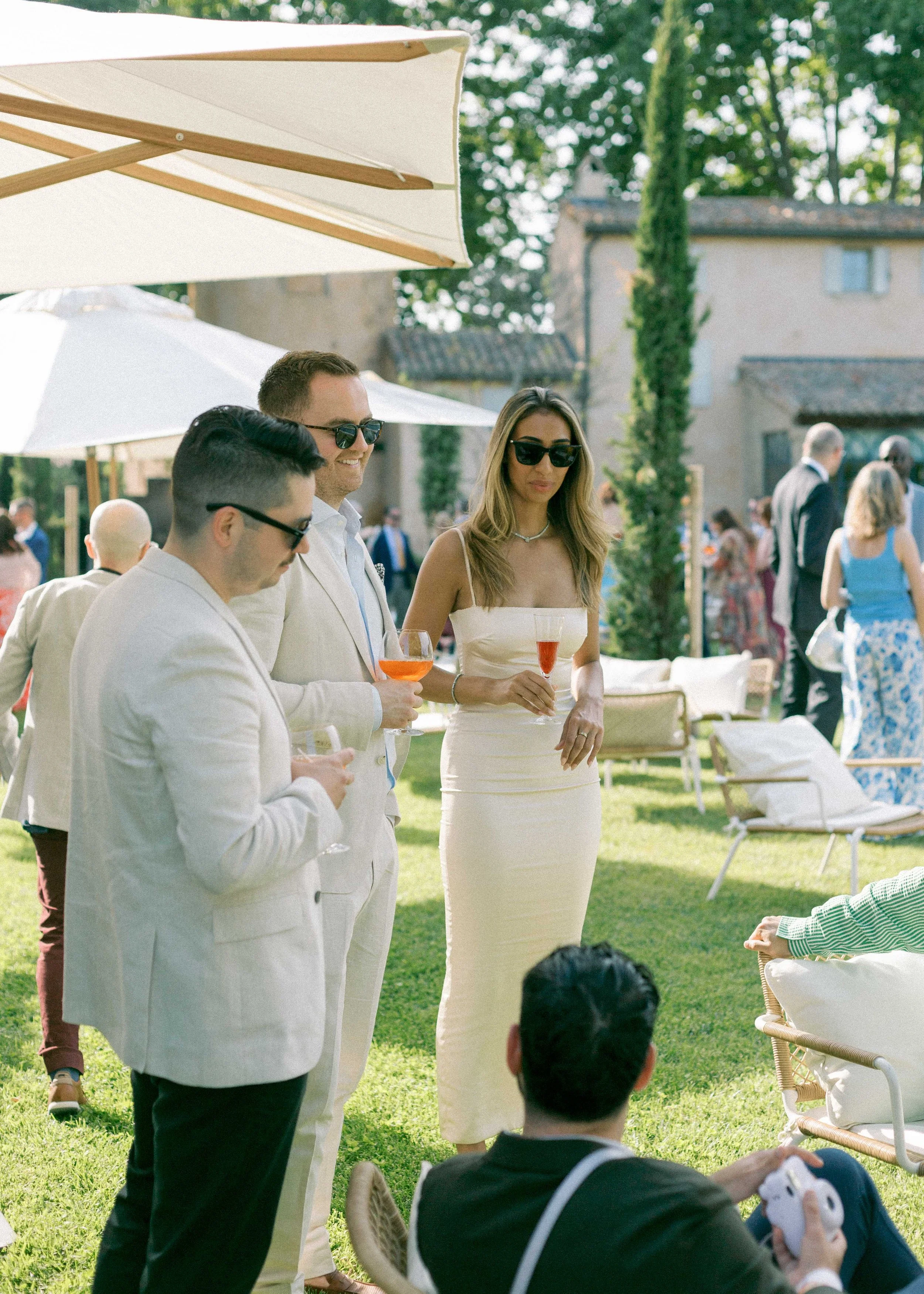 CHELSEA & GREG VILLA BAULIEU — MAYA MARÉCHAL