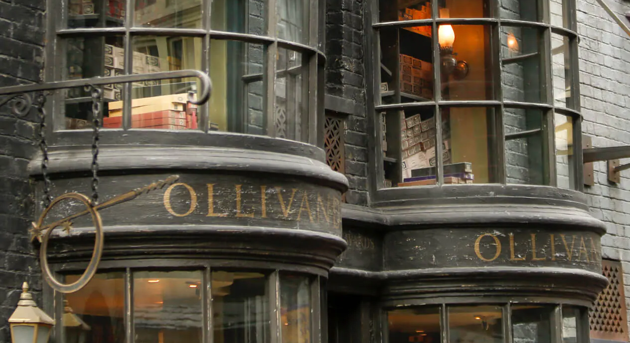 Top 5 Ollivanders™ Wand Shop Tips & Tricks — Wave of the Wand