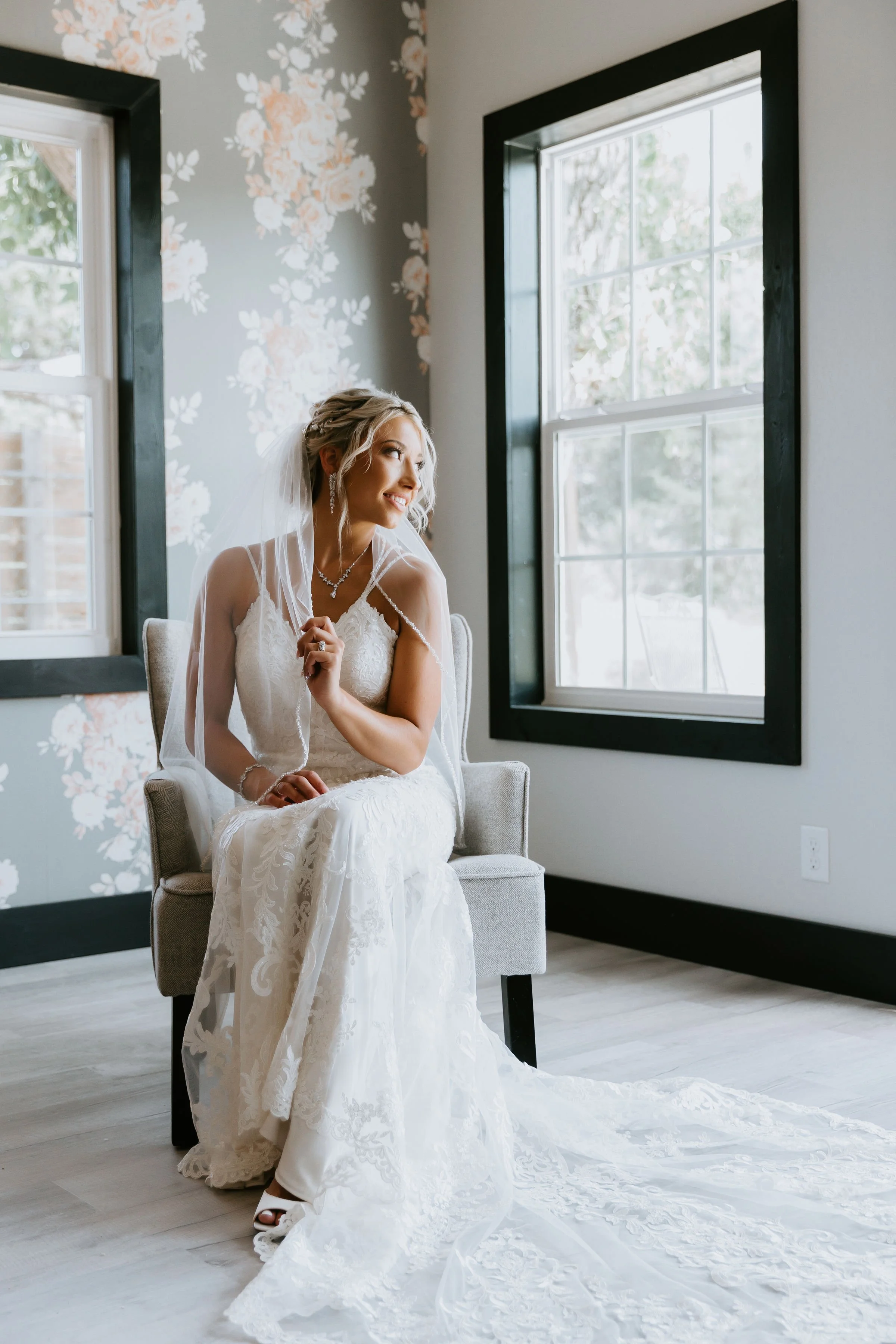 The Bridal Suite | Intimate, Small Wedding Venue in Kansas | Sand ...