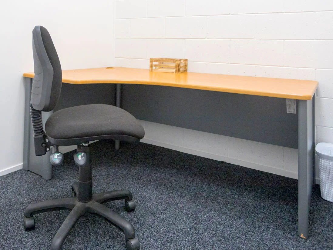 Hot desks & Offices — Byte - Māwhera Digital Hub & Workspace