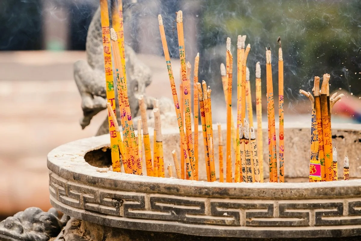 Chinese Funerals as Theatre – by Xin Lee | Australian Literary Arts ...