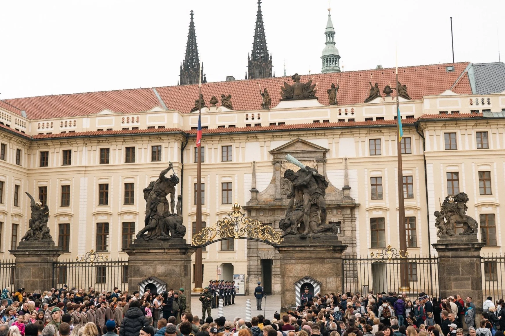 36 hours in Prague — ThePackMama