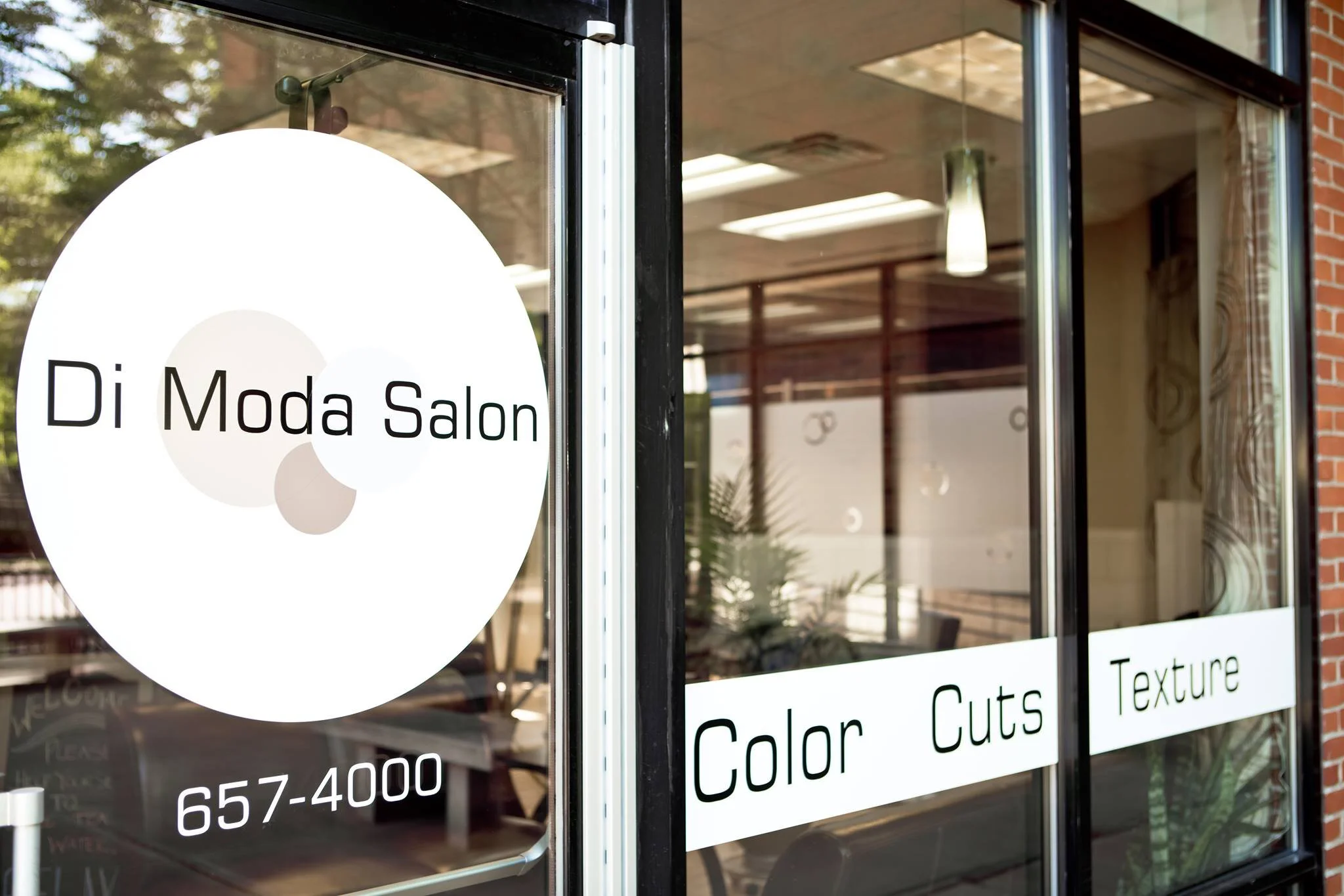 Di Moda Salon | Hair Salon in Burlington, VT