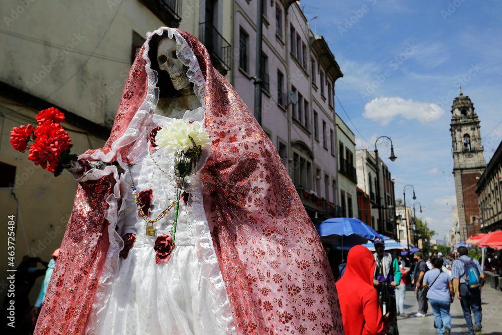 A Beginner’s Guide to Santa Muerte Devotion — The Traveling Souls Sanctuary