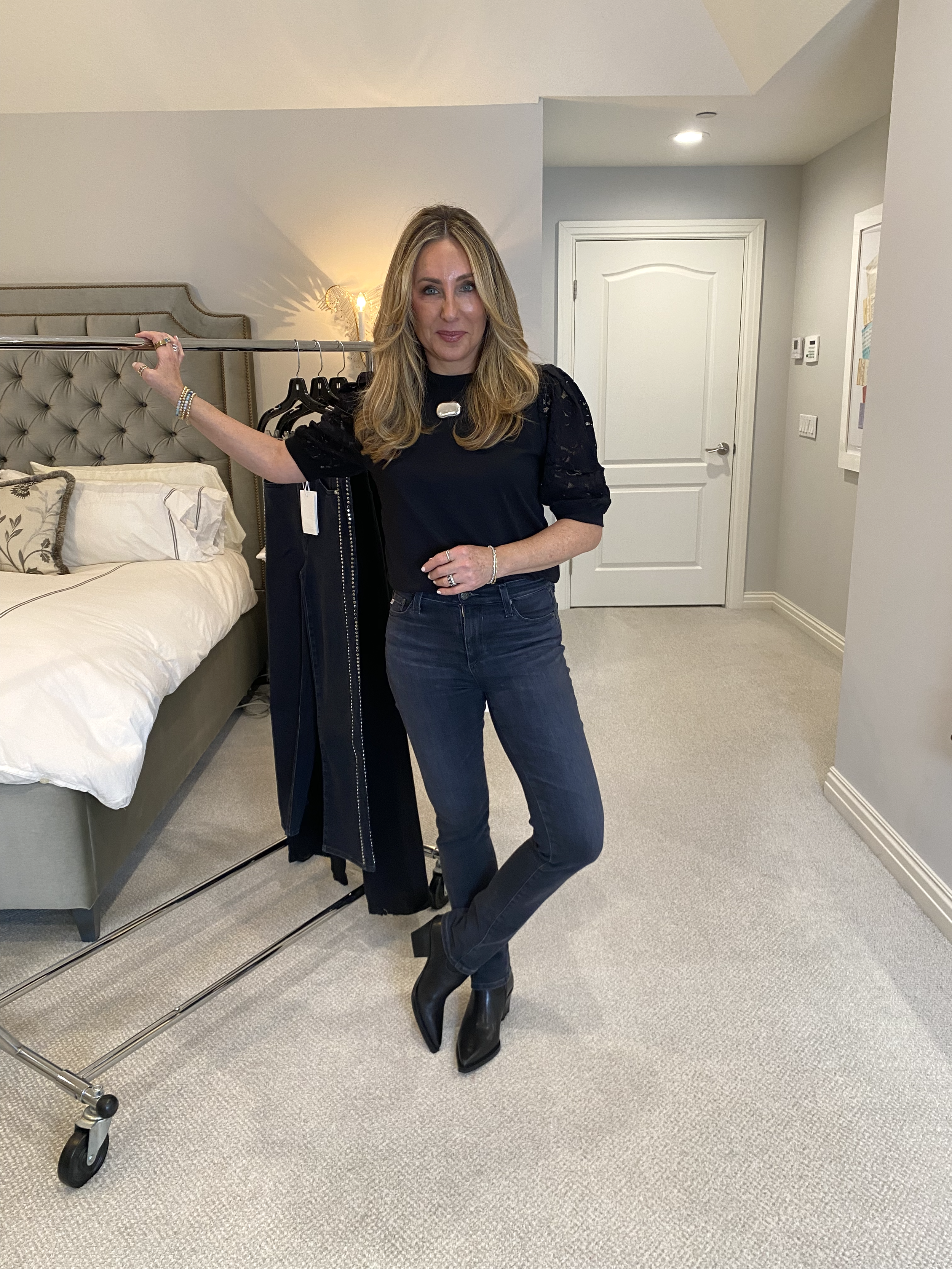 The Truth About Pant Rise: Numbers You Need to Know Before You Shop